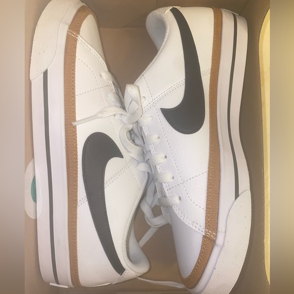 Nike | Shoes | Nikes | Poshmark